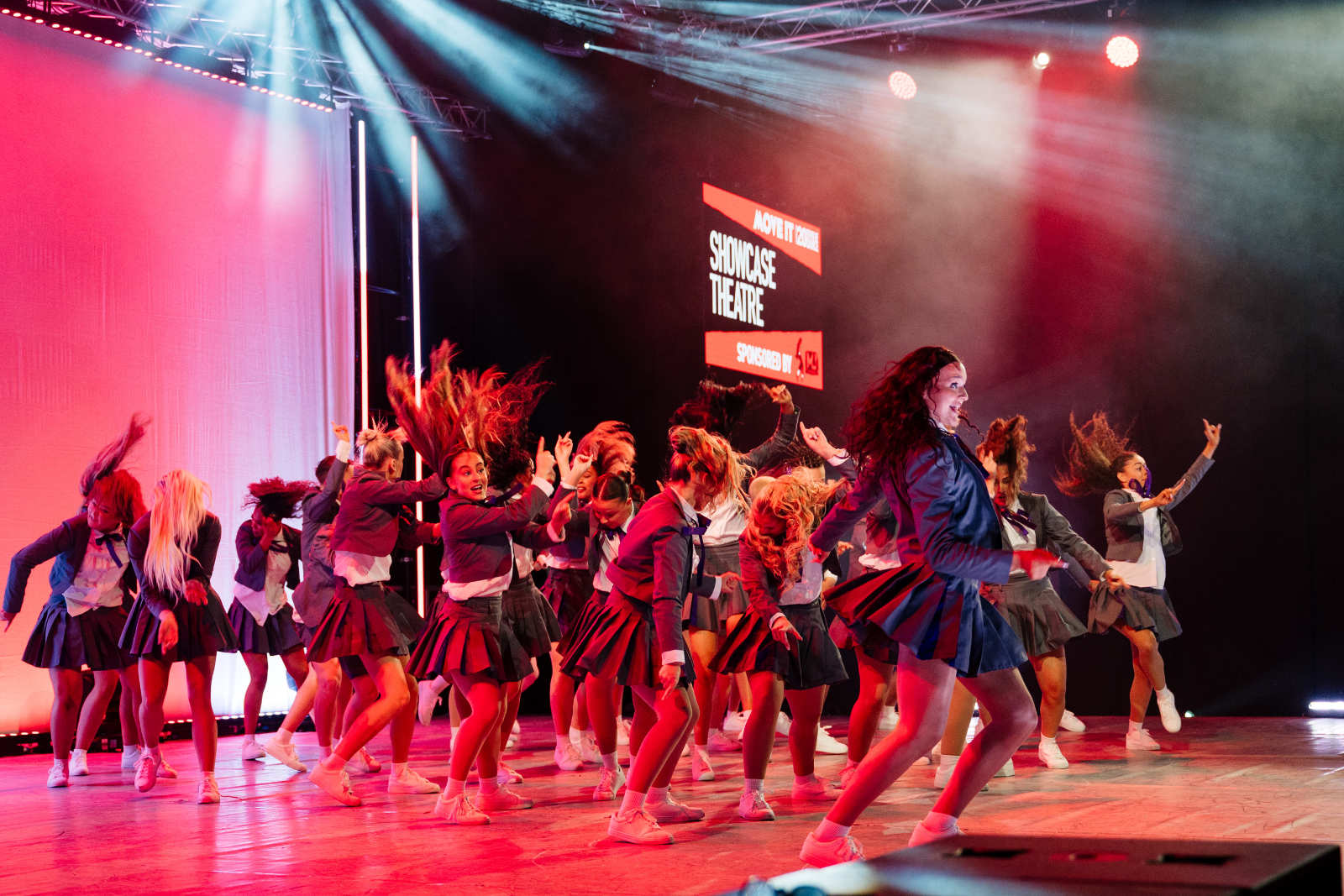 Artist Experience - Move It Dance